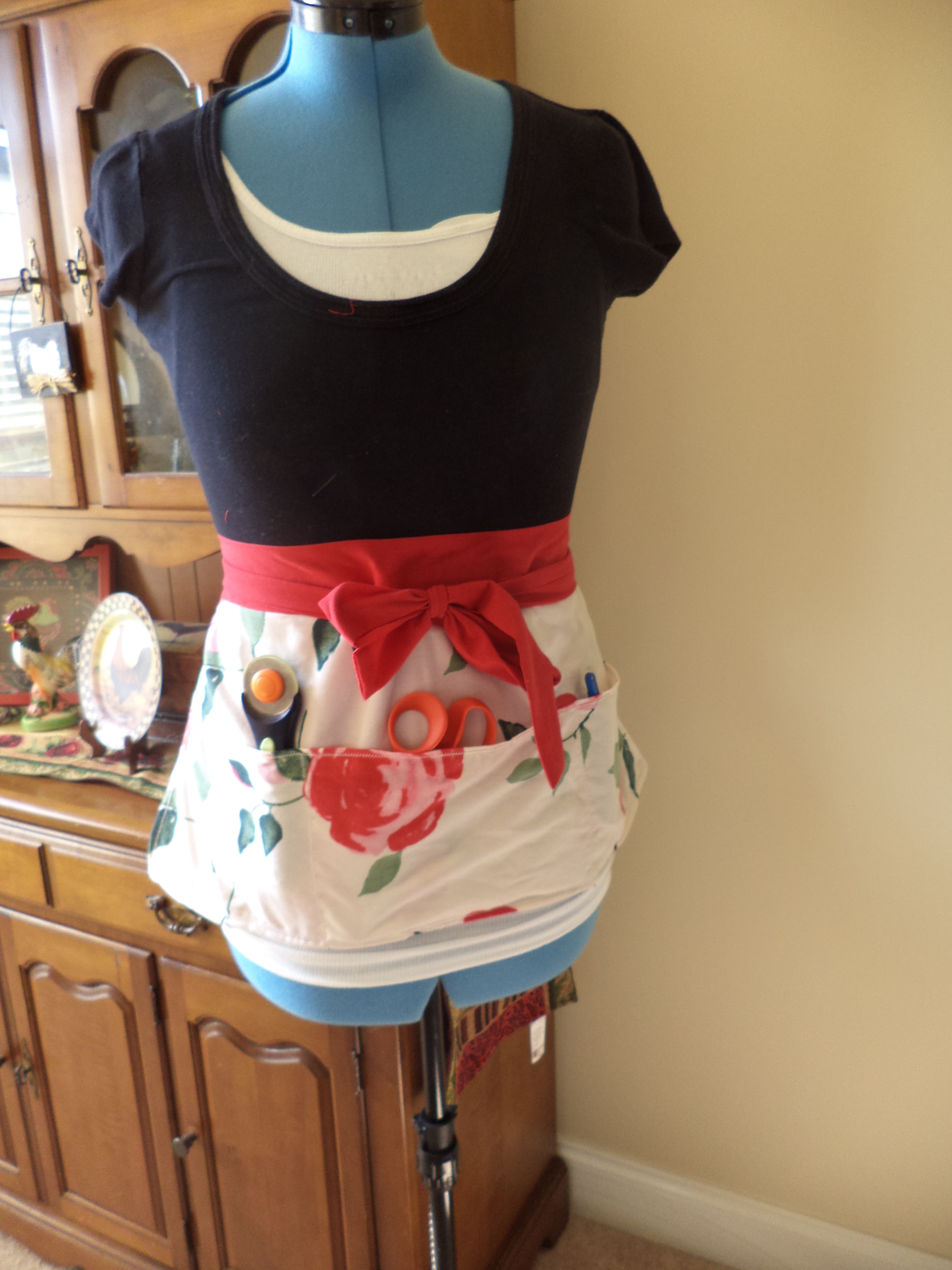 Floral Craft Show Or Utility Apron on Luulla