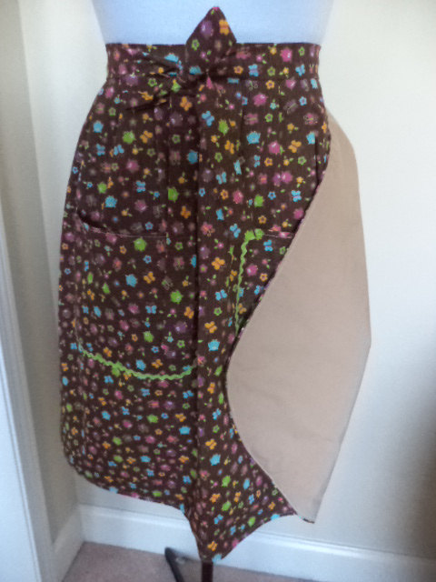 Half Apron, Colorful Owl Pattern on Luulla